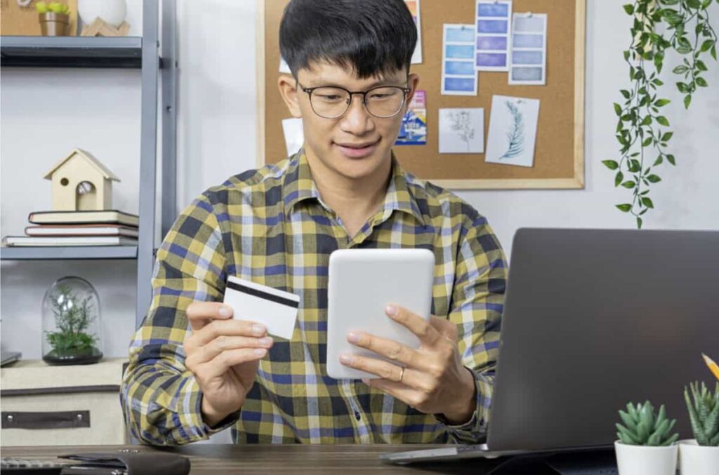 Bitcash in Japan: Your Comprehensive Guide to Bitcash Prepaid Cards | KOMOJU